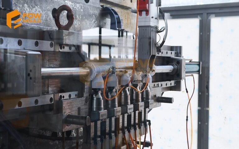 HDPE Molding Explanation : Benefits & Applications