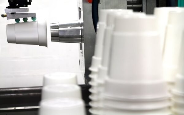 PLA Injection Molding Guide(2026) - FOW Mould