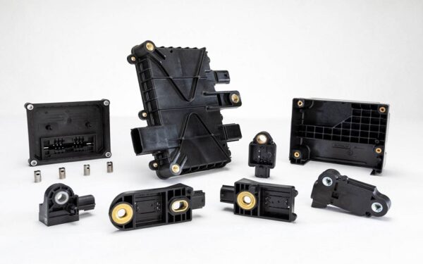 Insert Injection Molding Complete Guide - FOW Mould