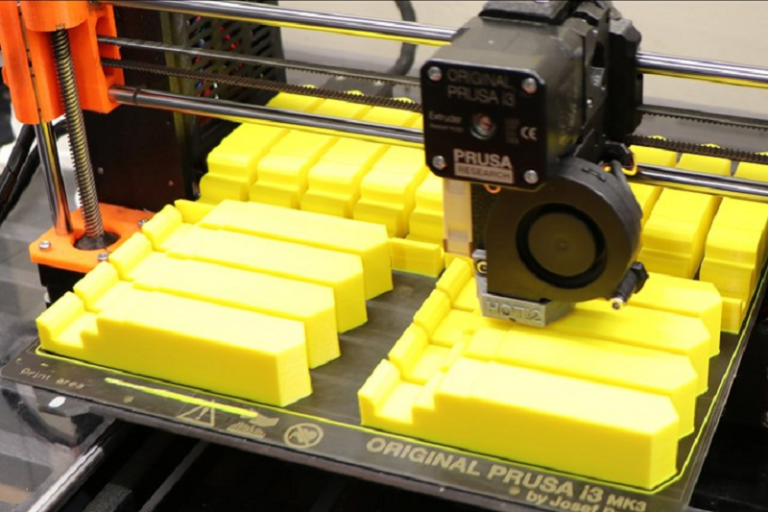 Plastic Parts Manufacturing: A Beginner's Guide