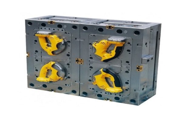 2 Shot Injection Molding：An In-Depth Look - FOW Mould