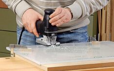 How To Cut Acrylic Sheet With Precision？ - FOW Mould