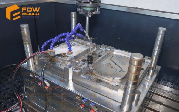 Essential Guide to Injection Molding Tools - FOW Mould