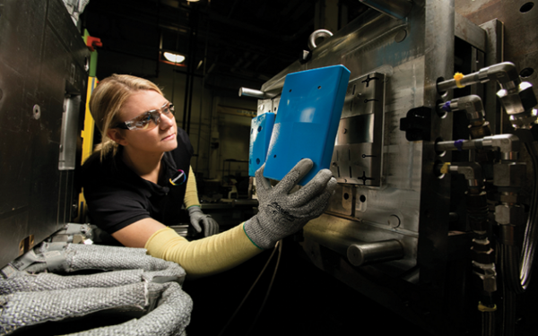 A Practical Guide To Optimal Injection Molding Temperature - FOW Mould