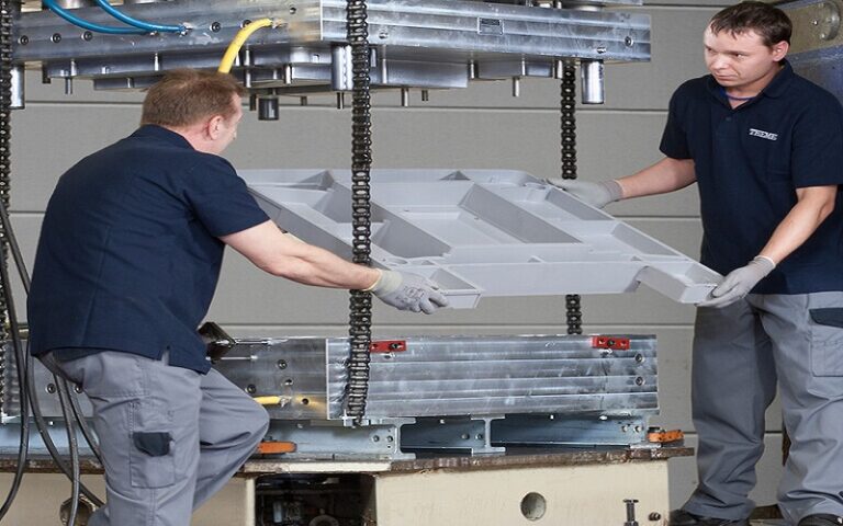 Reaction Injection Molding (RIM) Ultimate Guide - FOW Mould